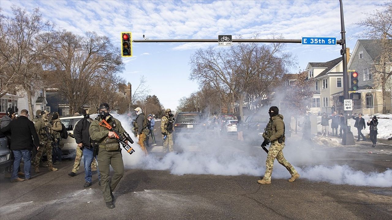 Minnesota, ICE yetkililerinin konuşlandırılmasını durdurmak için Trump ...