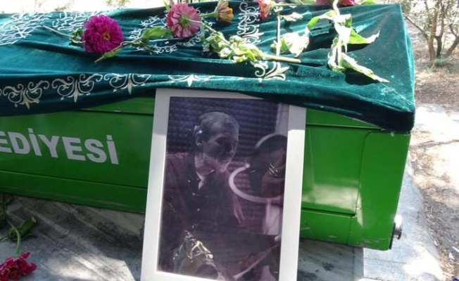 Seslendirme sanatçısı Sungun Babacan, son yolculuğuna uğurlandı - Yeni ...